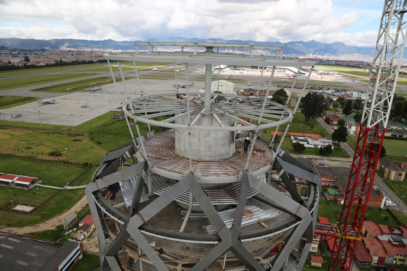 Ciudad FCC: Control Tower for the El Dorado Airport