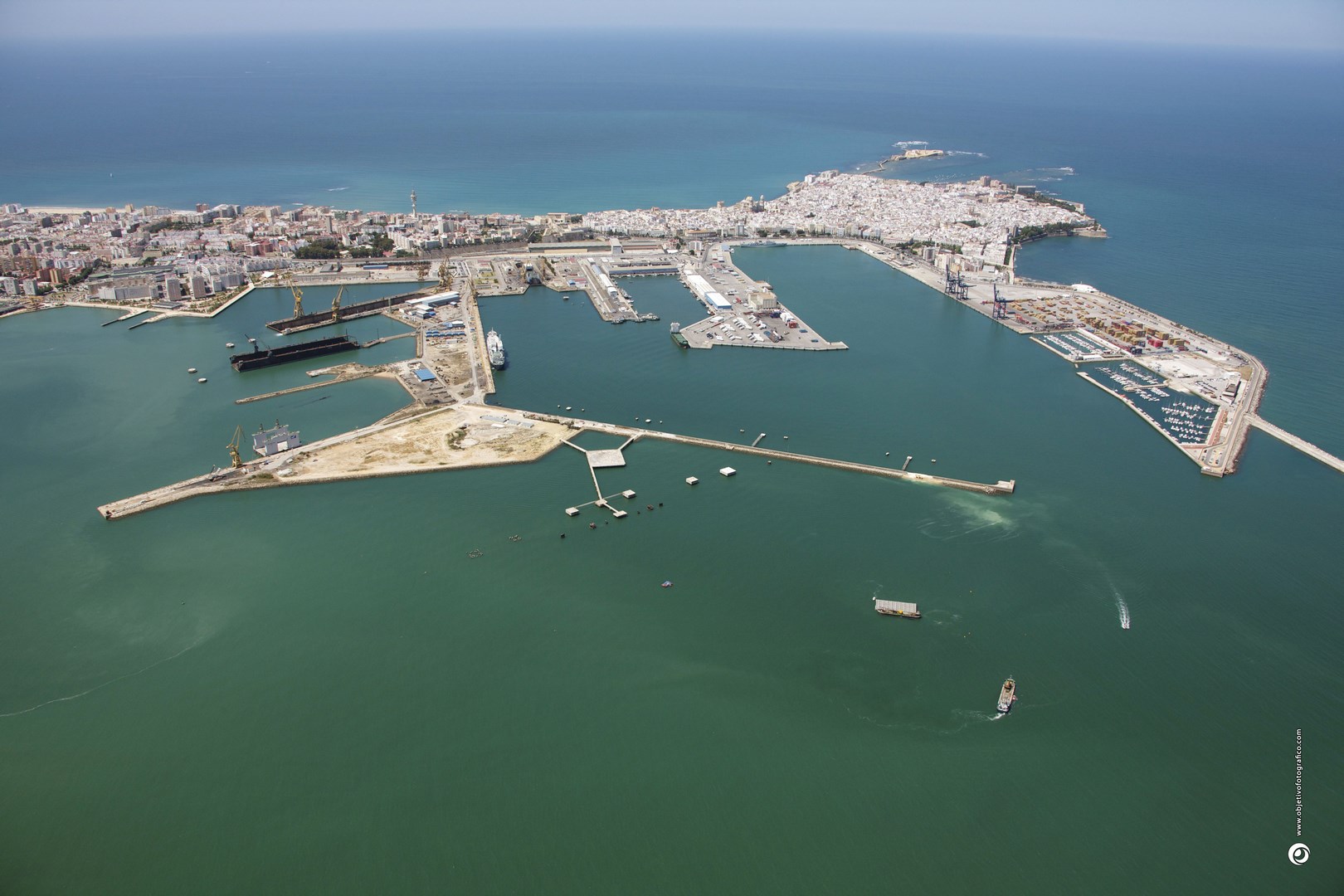 Ciudad FCC: The container terminal in the Port of Cádiz