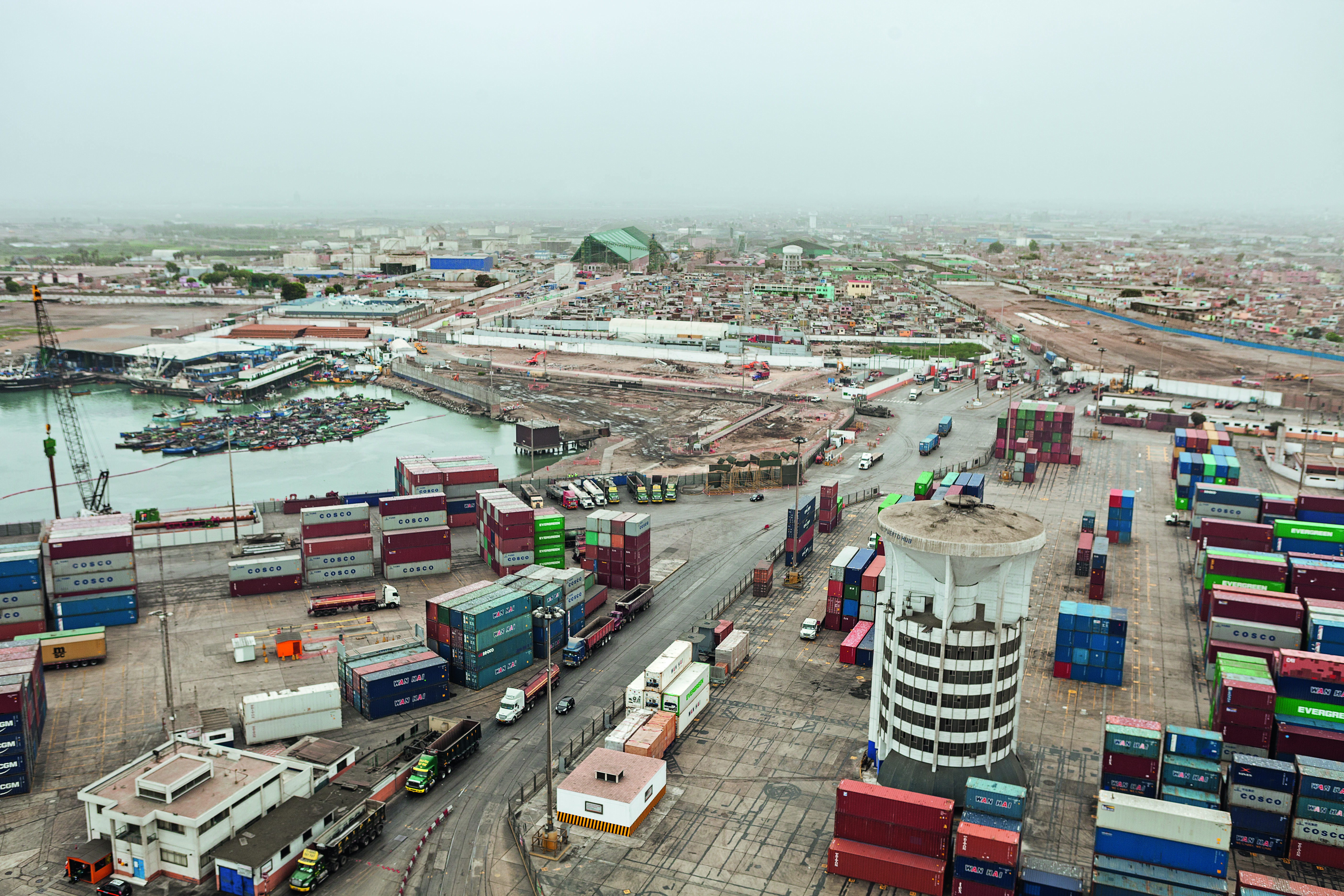 Ciudad FCC: Port of El Callao